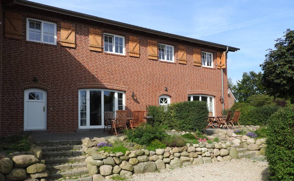 65 M² Ferienwohnung ∙ 2 Schlafzimmer ∙ 4 Gäste - Bosau