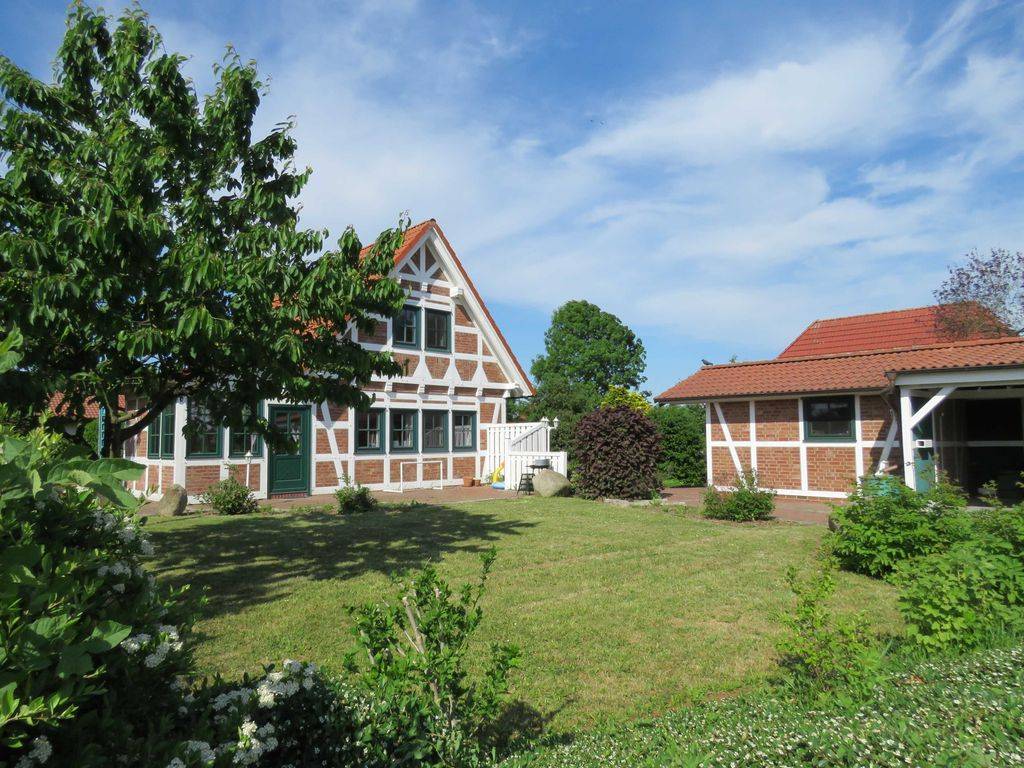 85 M² Maison De Vacances ∙ 2 Chambres ∙ 6 Personnes - Buxtehude