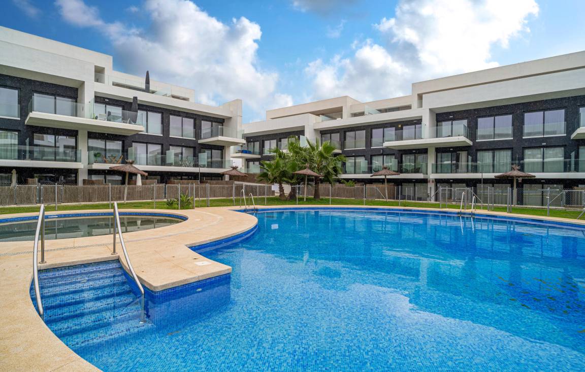 150 M² Apartamento ∙ 3 Habitaciones ∙ 8 Huéspedes - Zahara de los Atunes