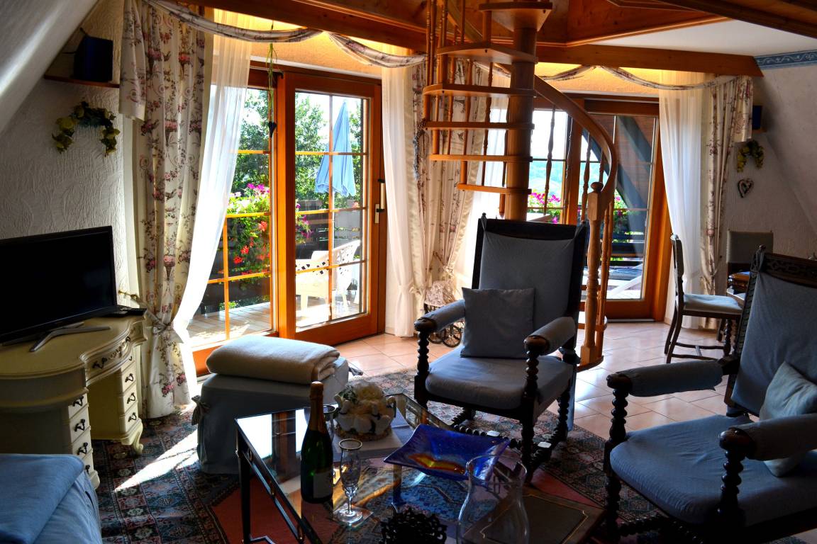 60 M² Ferienwohnung ∙ 1 Schlafzimmer ∙ 3 Gäste - Sasbachwalden