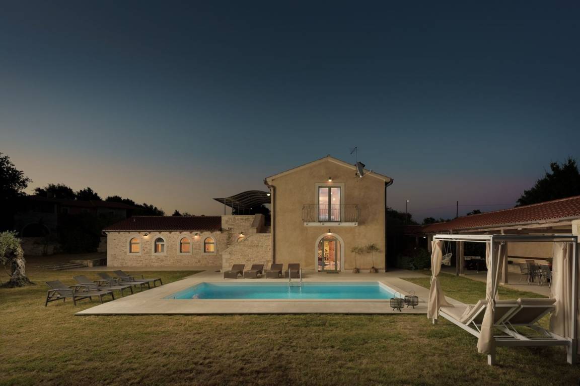 268 M² Villa ∙ 4 Schlafzimmer ∙ 10 Gäste - Kanfanar