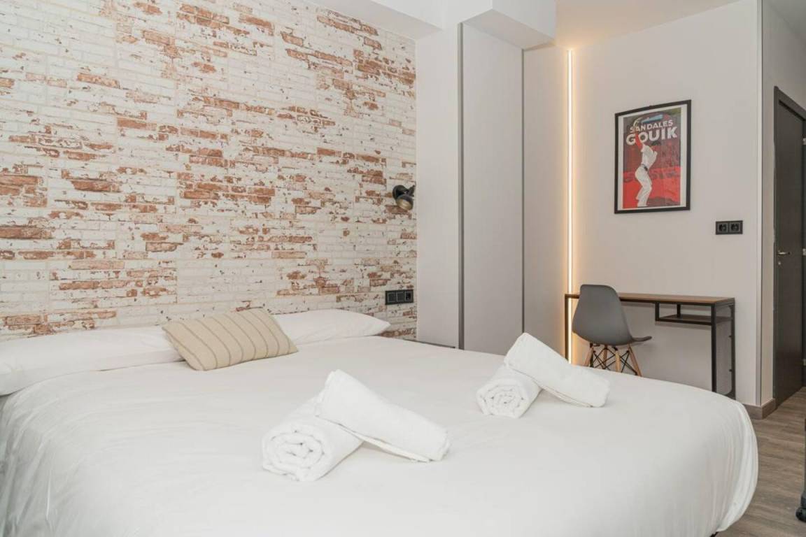 18 M² Hotel ∙ 1 Habitación ∙ 2 Huéspedes - Sondica