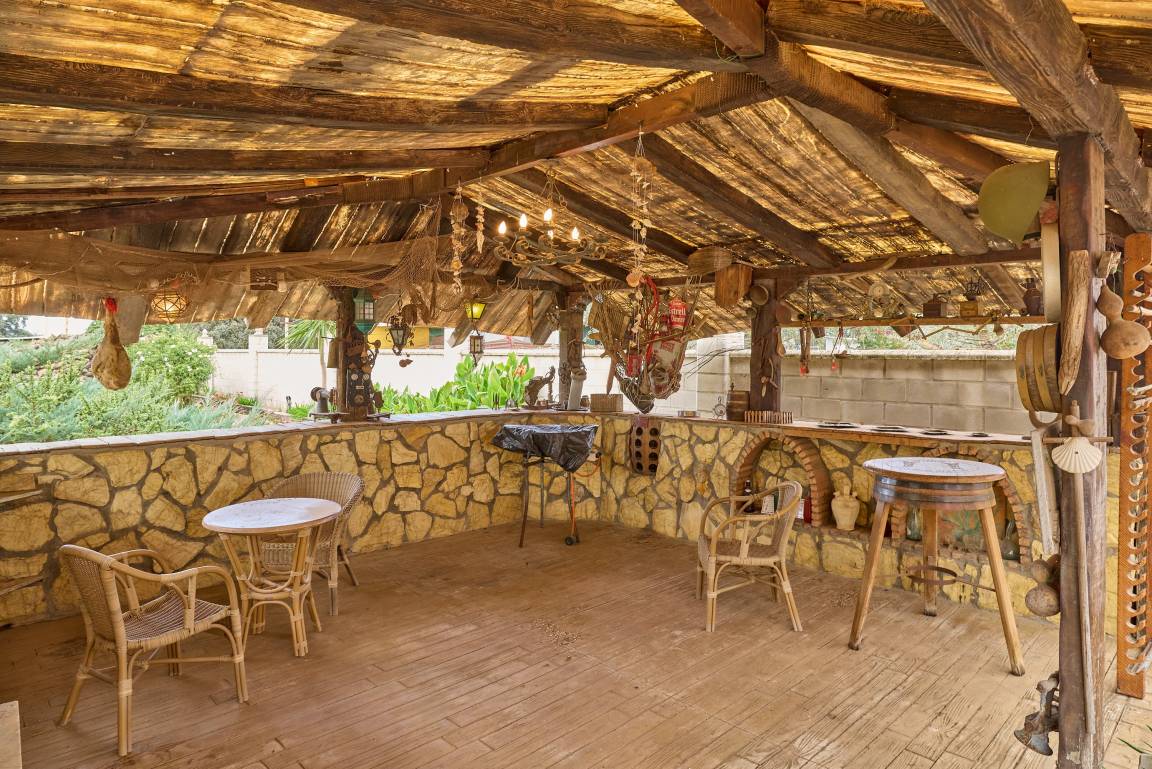 300 M² Casa ∙ 5 Habitaciones ∙ 12 Huéspedes - La Carlota