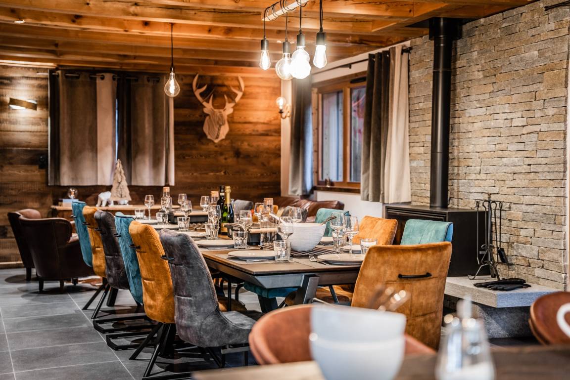 310 M² Maison De Vacances ∙ 7 Chambres ∙ 15 Personnes - Chantemerle