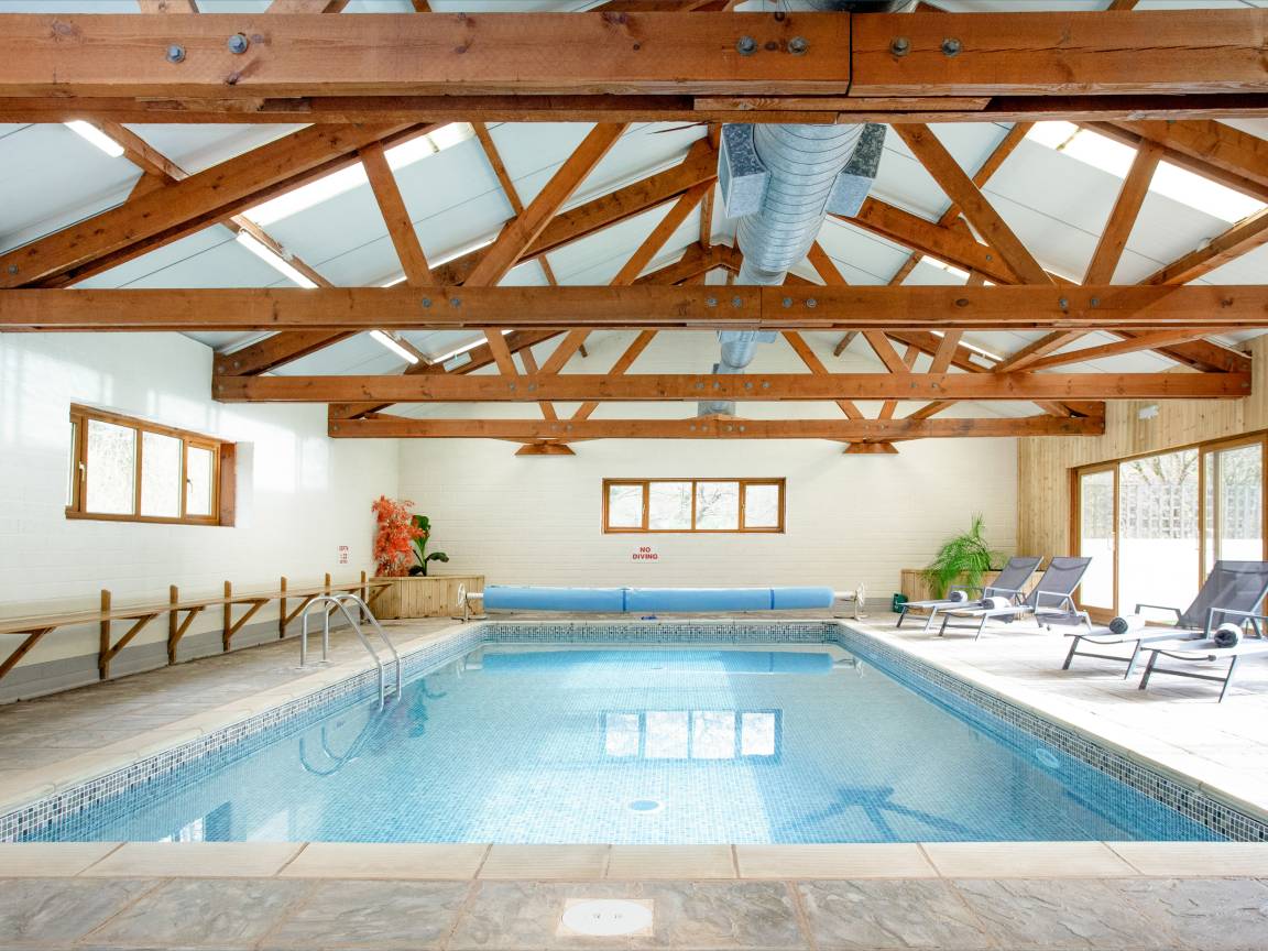 Cottage ∙ 7 Bedrooms ∙ 15 Guests - Dawlish