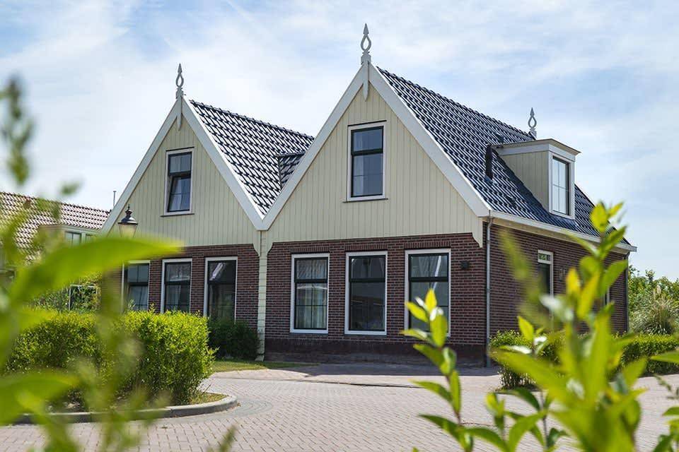 Bungalow ∙ 6 Bedrooms ∙ 12 Guests - Amsterdam