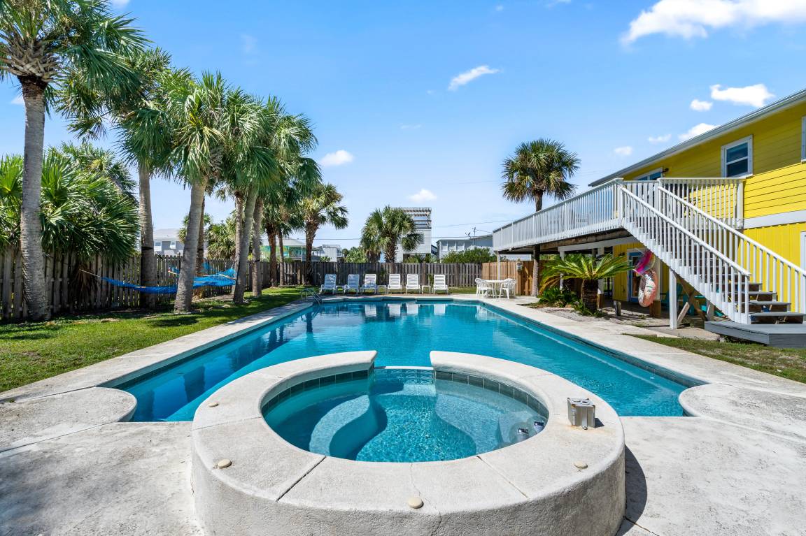 186 M² House ∙ 3 Bedrooms ∙ 11 Guests - Pensacola Beach, FL