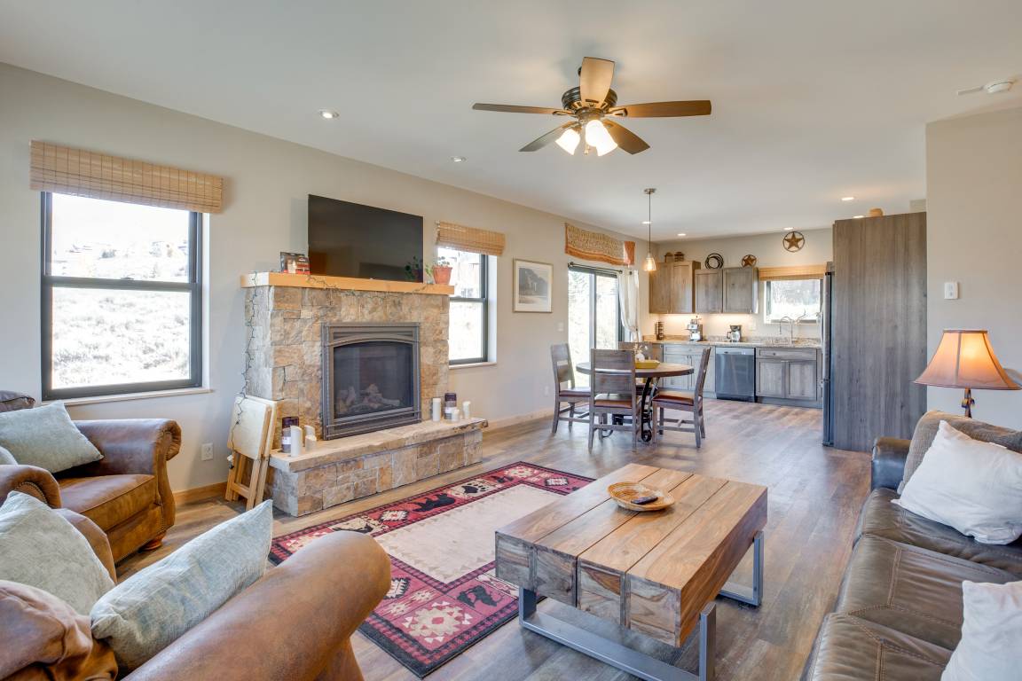 128 M² Apartment ∙ 3 Bedrooms ∙ 8 Guests - Crested Butte, CO