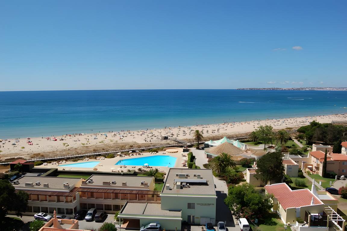 145 M² Apartment ∙ 3 Bedrooms ∙ 6 Guests - Alvor