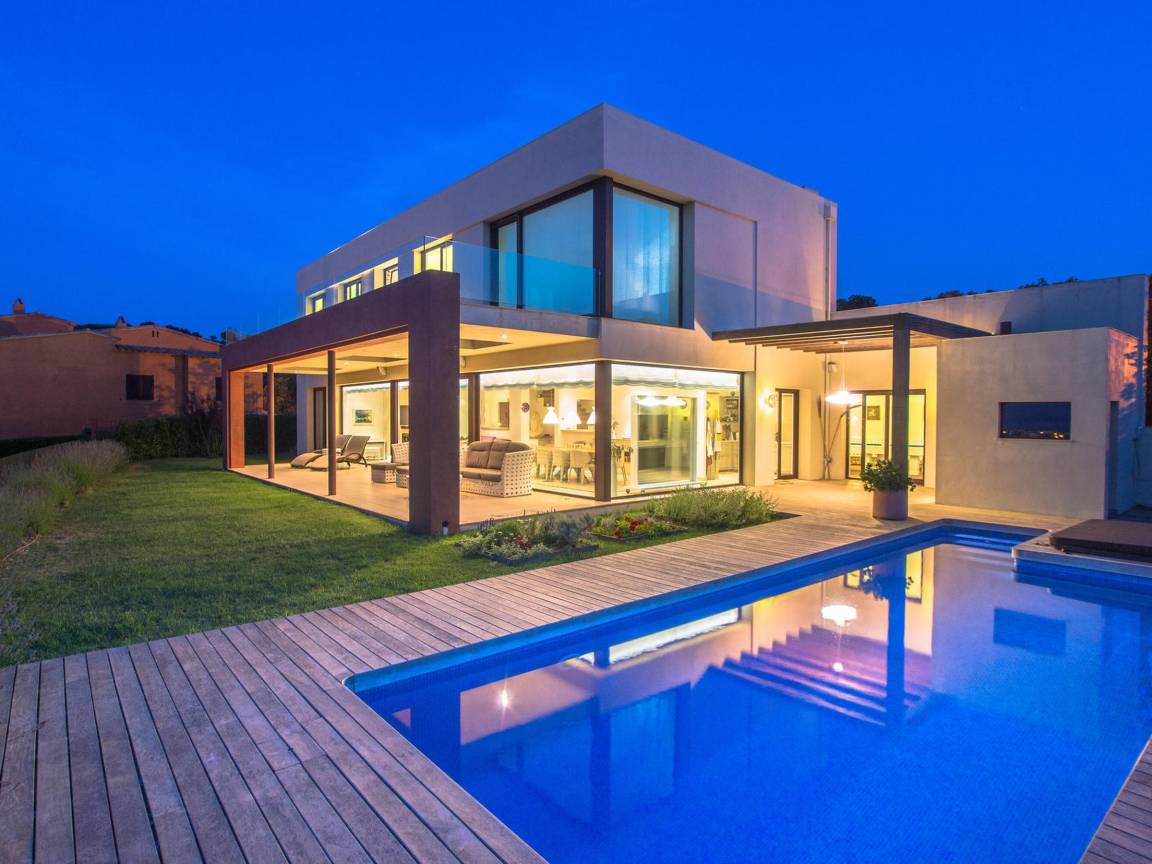 300 M² House ∙ 1 Bedroom ∙ 10 Guests - Begur