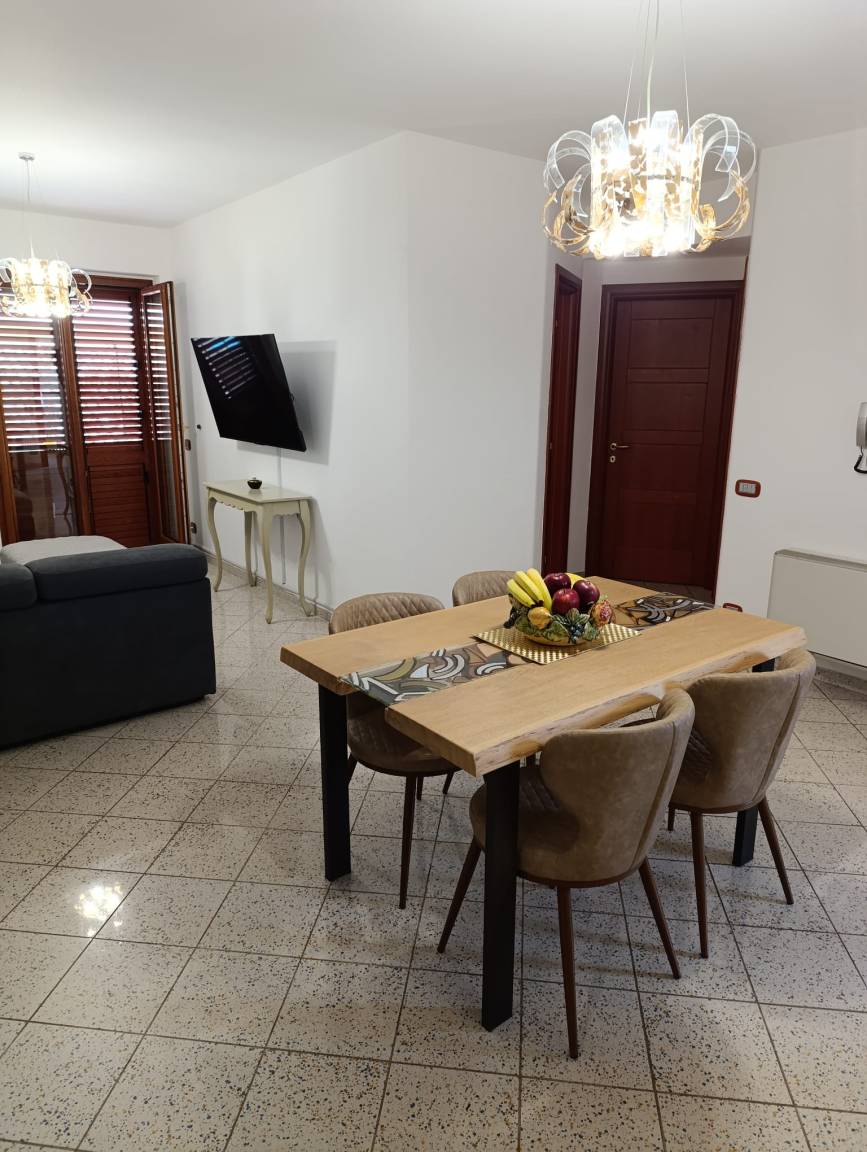 100 M² Appartement ∙ 2 Chambres ∙ 4 Personnes - Siderno