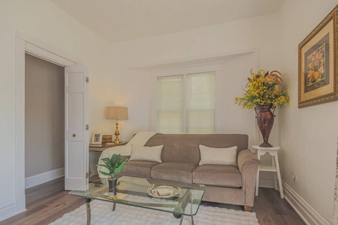 Apartment ∙ 1 Bedroom ∙ 2 Guests - Countryside, IL