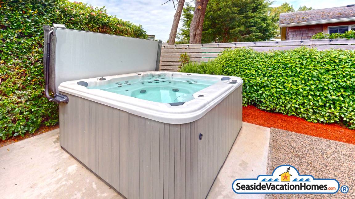 House ∙ 4 Bedrooms ∙ 9 Guests - Seaside, OR