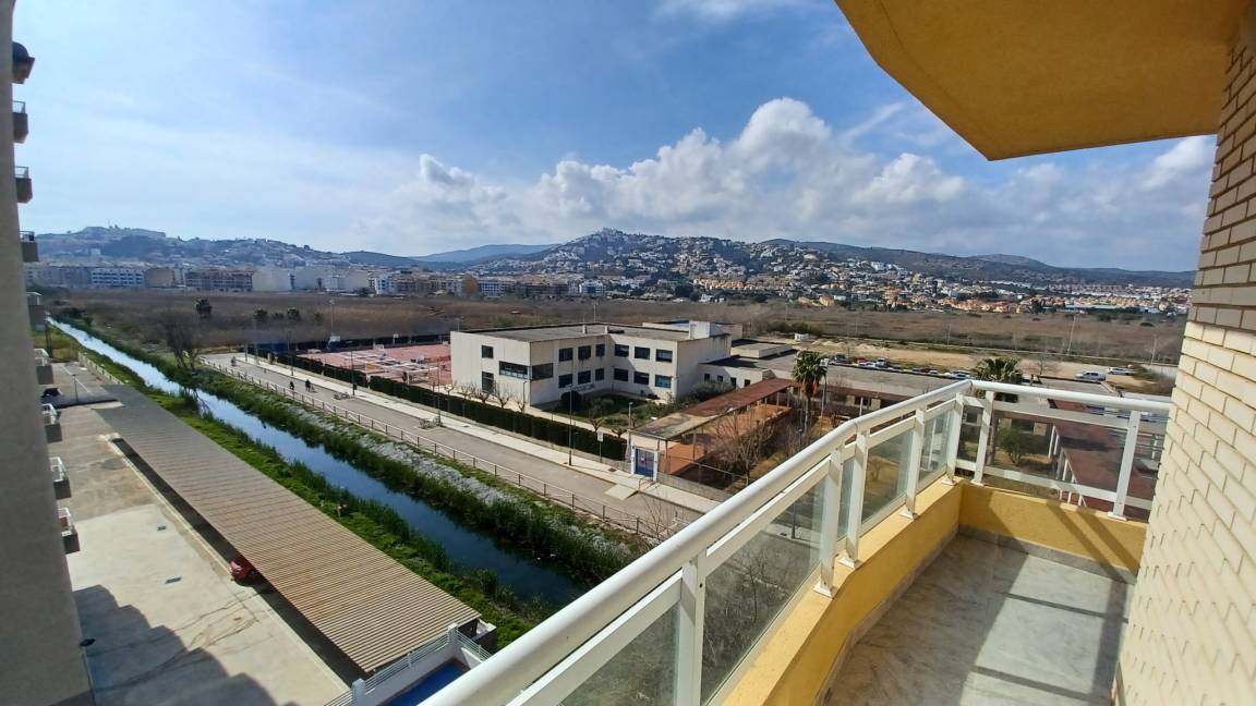 80 M² Apartamento ∙ 3 Habitaciones ∙ 5 Huéspedes - Benicarló