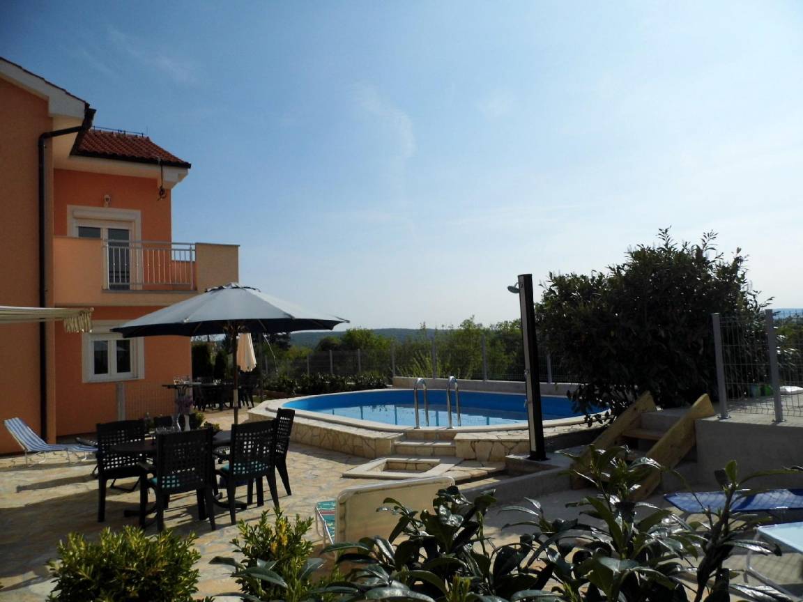 60 M² Apartment ∙ 2 Bedrooms ∙ 5 Guests - Cres