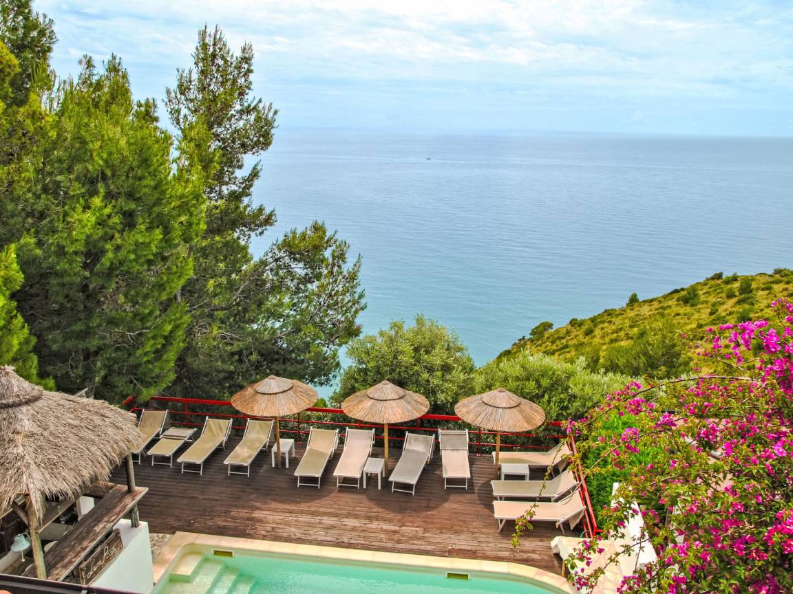 230 M² House ∙ 8 Bedrooms ∙ 17 Guests - Sperlonga