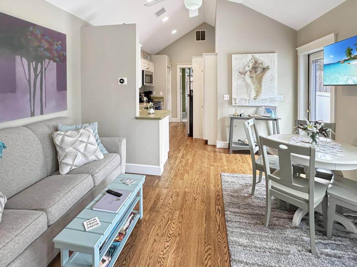 Condo ∙ 2 Bedrooms ∙ 4 Guests - Ogunquit, ME