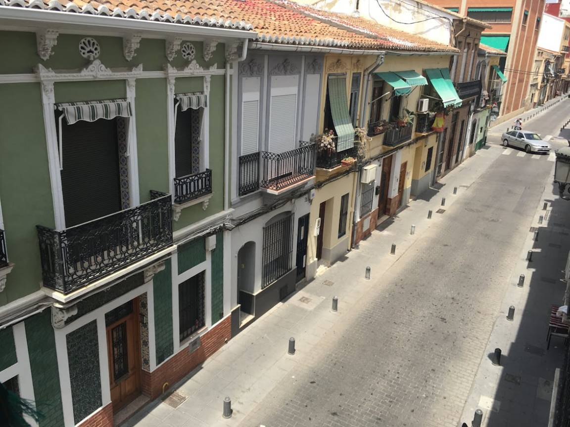 71 M² Apartamento ∙ 3 Habitaciones ∙ 4 Huéspedes - Valencia