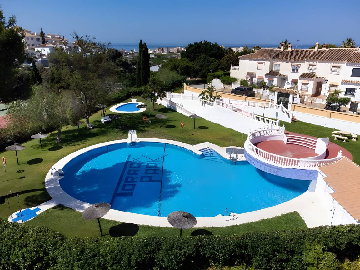 100 M² Ferienhaus ∙ 2 Schlafzimmer ∙ 4 Gäste - Torrox-Costa