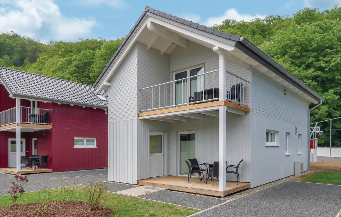 90 M² Ferienhaus ∙ 4 Schlafzimmer ∙ 8 Gäste - Thale