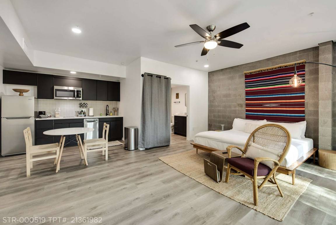 Apartment ∙ 1 Bedroom ∙ 2 Guests - Paradise Valley, AZ