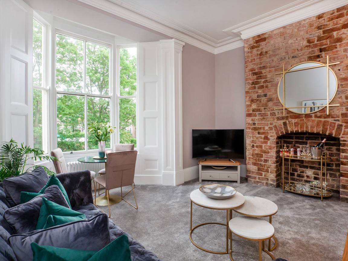 Cottage ∙ 2 Bedrooms ∙ 4 Guests - York