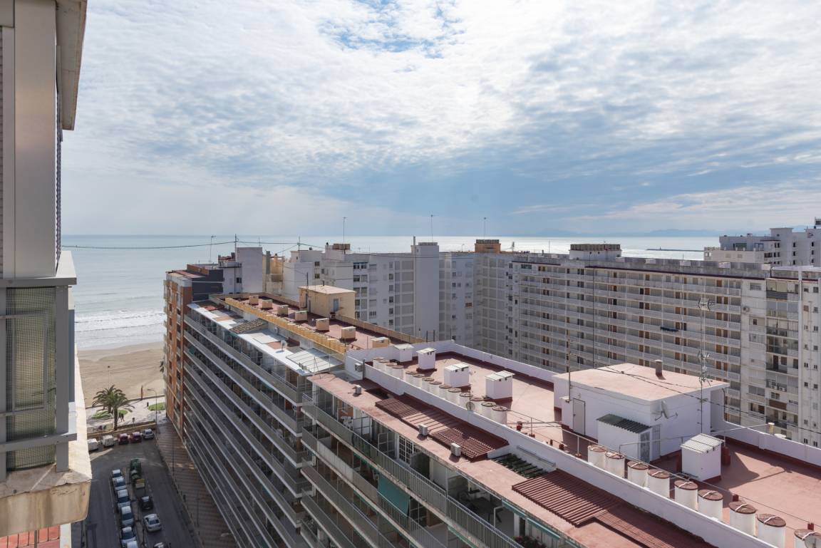90 M² Apartment ∙ 3 Bedrooms ∙ 6 Guests - Cullera