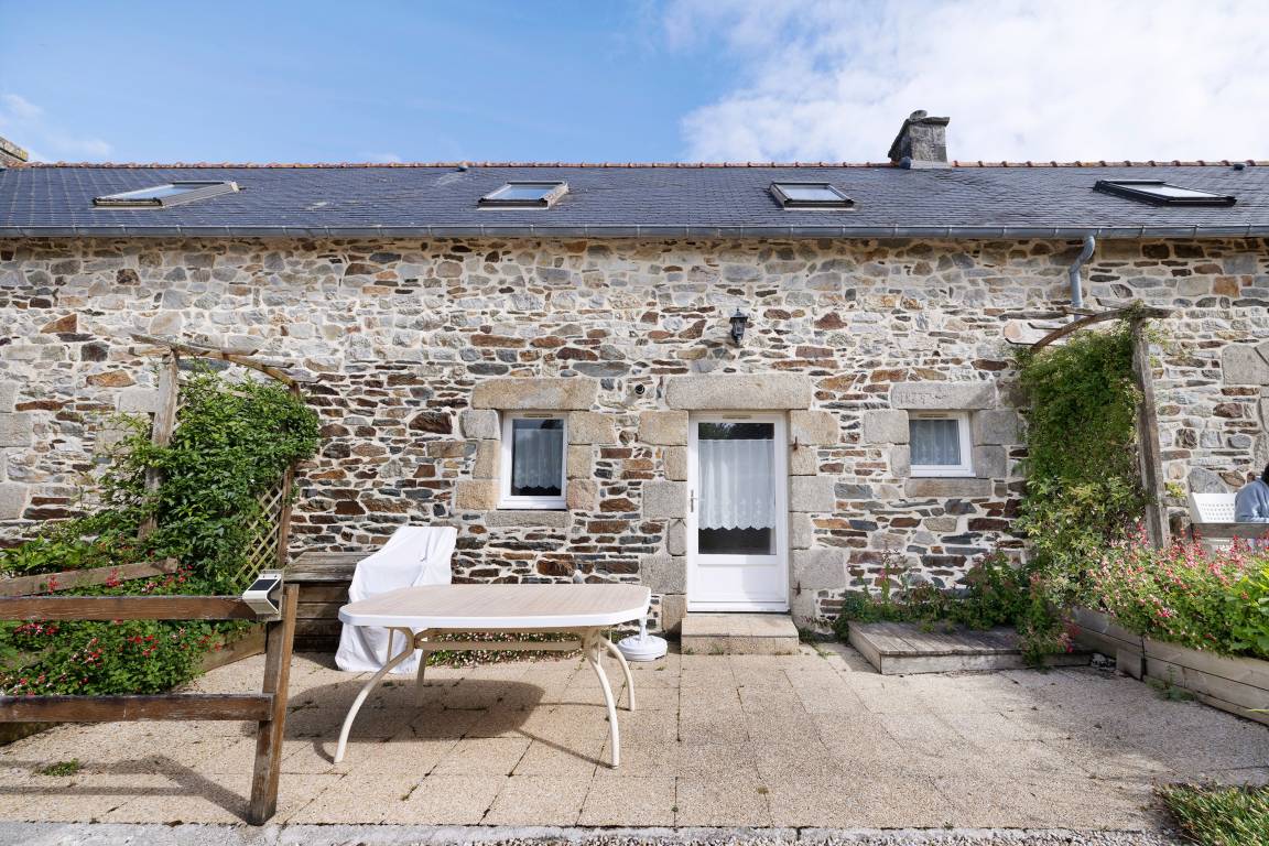 60 M² Maison De Vacances ∙ 2 Chambres ∙ 4 Personnes - Plomodiern
