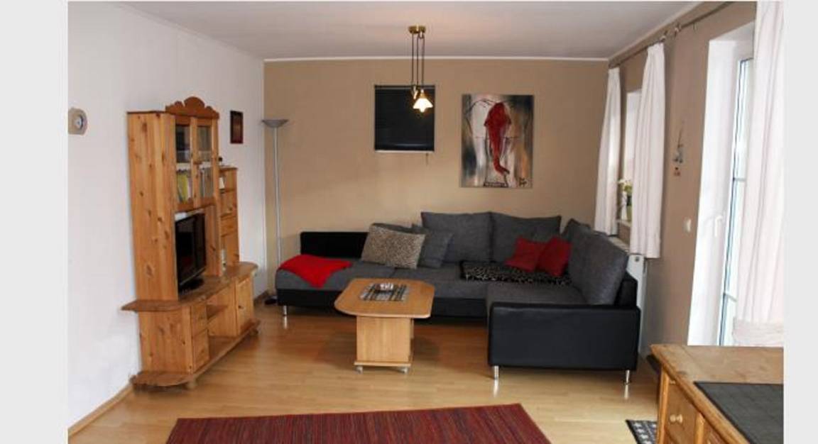 60 M² Ferienwohnung ∙ 1 Schlafzimmer ∙ 3 Gäste - Pfarrkirchen