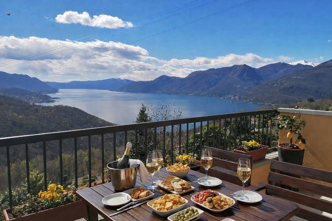 55 M² Apartment ∙ 2 Bedrooms ∙ 5 Guests - Cannobio