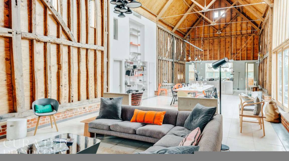 Apartment ∙ 6 Bedrooms ∙ 11 Guests - Stowmarket