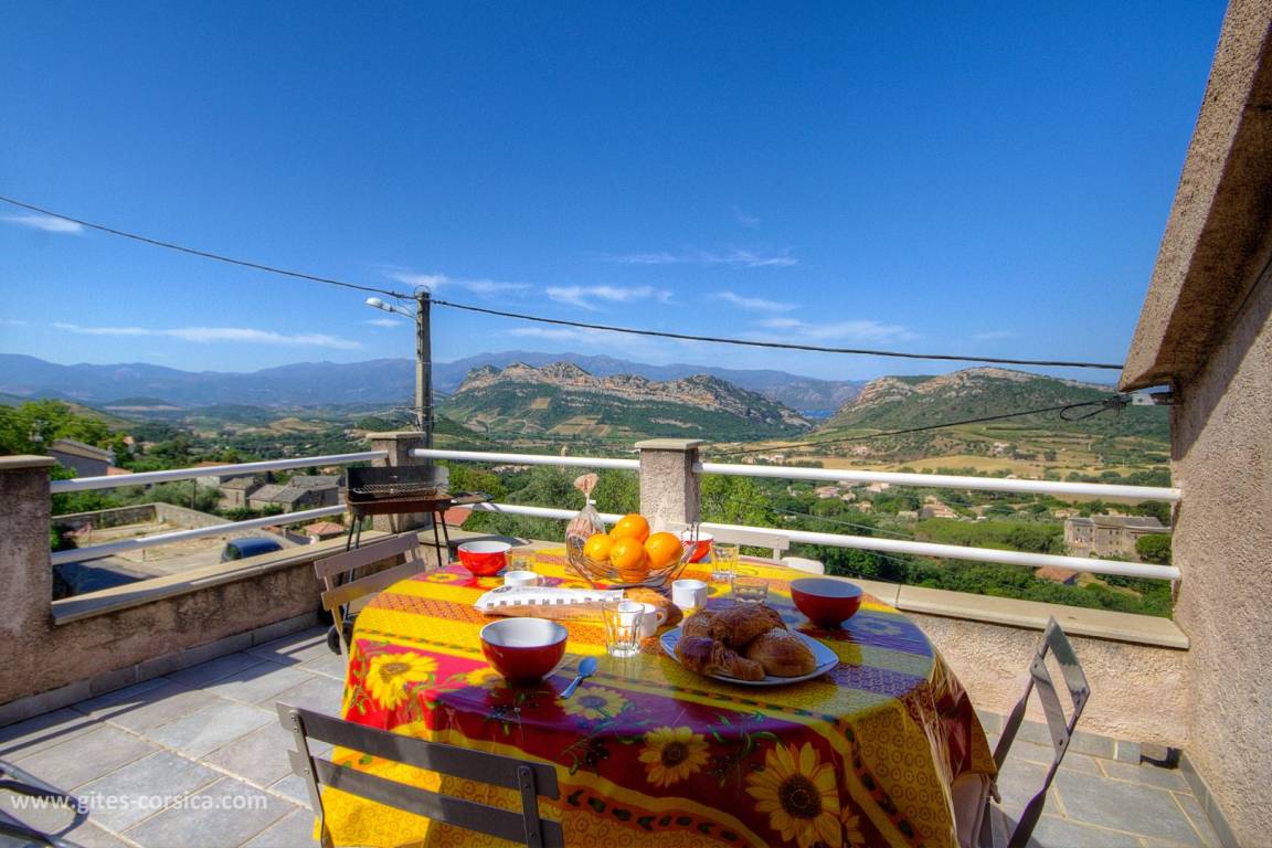 50 M² Gîte ∙ 2 Bedrooms ∙ 4 Guests - Bastia