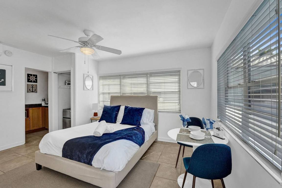 Apartment ∙ 1 Bedroom ∙ 2 Guests - Dania Beach, Hollywood