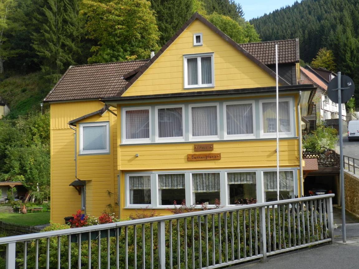 330 M² Ferienhaus ∙ 8 Schlafzimmer ∙ 15 Gäste - Wildemann
