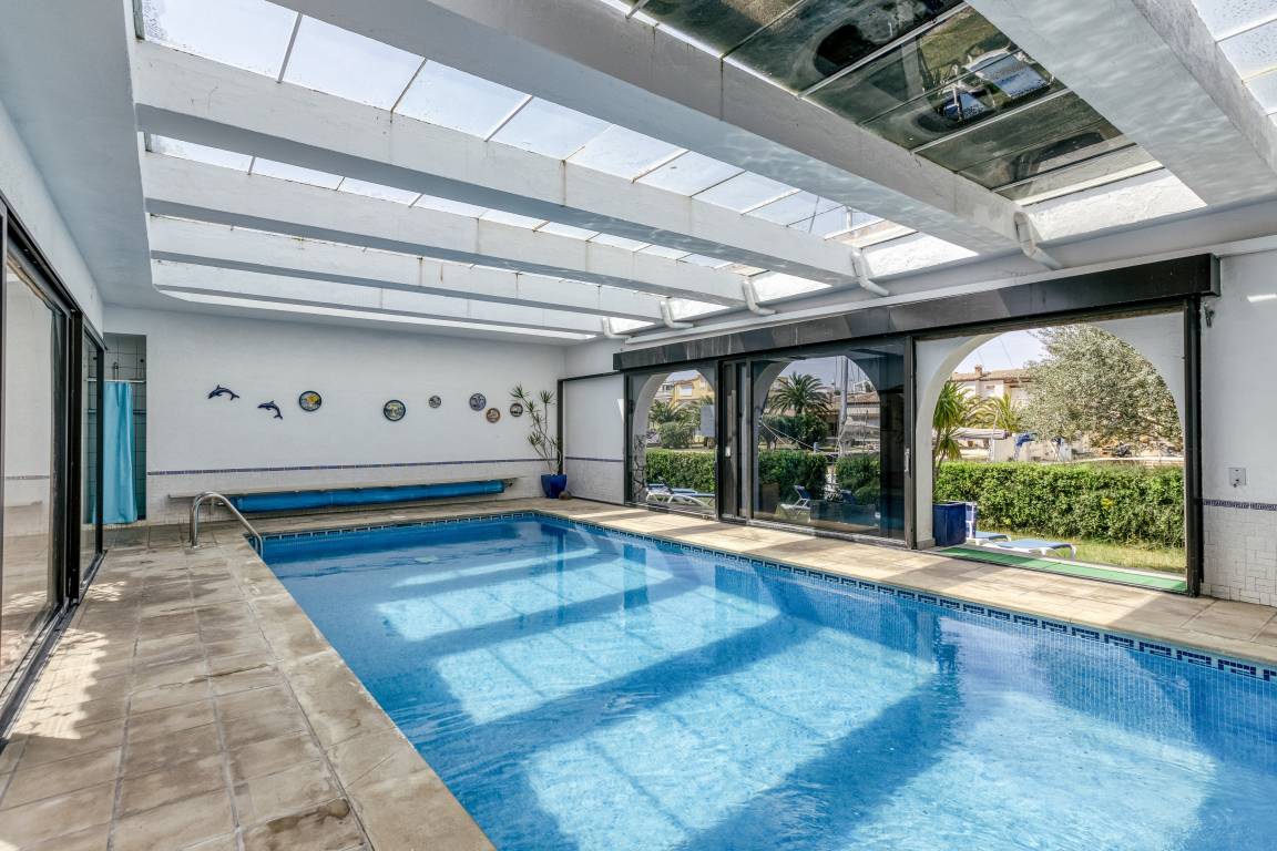 72 M² Appartement ∙ 2 Chambres ∙ 6 Personnes - Empuriabrava