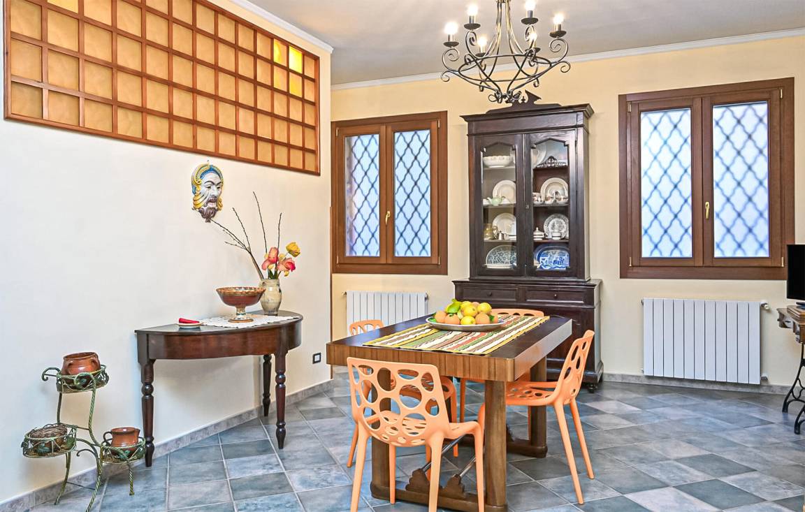 120 M² Appartamento Vacanza ∙ 2 Camere Da Letto ∙ 4 Ospiti - Menfi