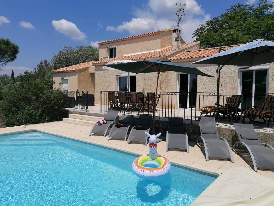 120 M² Villa ∙ 4 Chambres ∙ 8 Personnes - Cavaillon