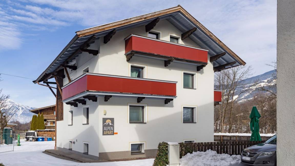 140 M² Ferienhaus ∙ 4 Schlafzimmer ∙ 6 Gäste - Kaltenbach
