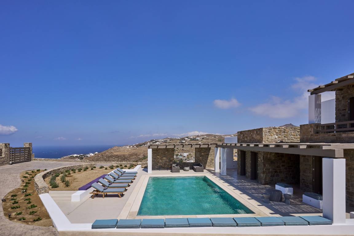 Villa ∙ 6 Bedrooms ∙ 12 Guests - Mykonos Region
