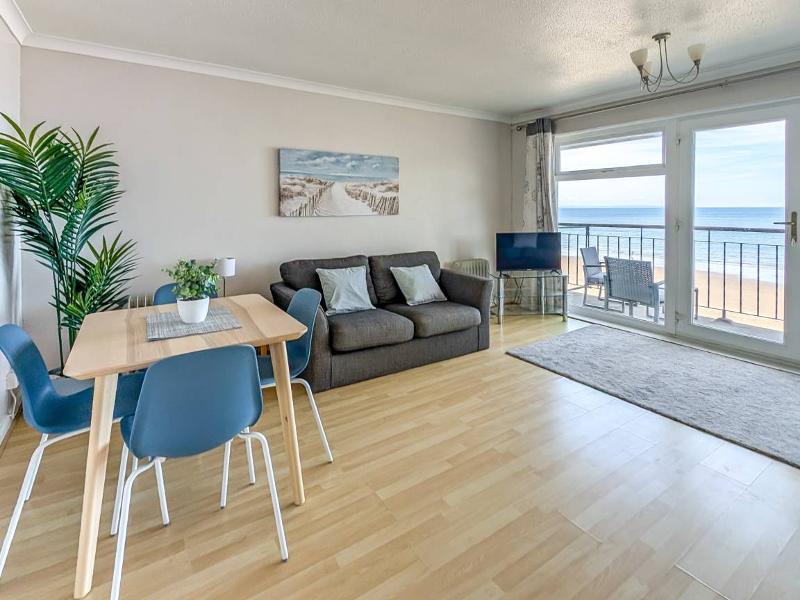Cottage ∙ 1 Bedroom ∙ 3 Guests - Tenby