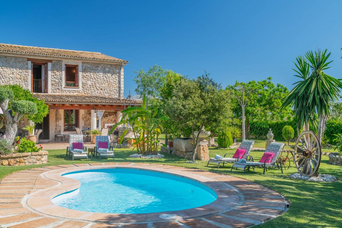 150 M² Villa ∙ 3 Chambres ∙ 6 Personnes - Inca