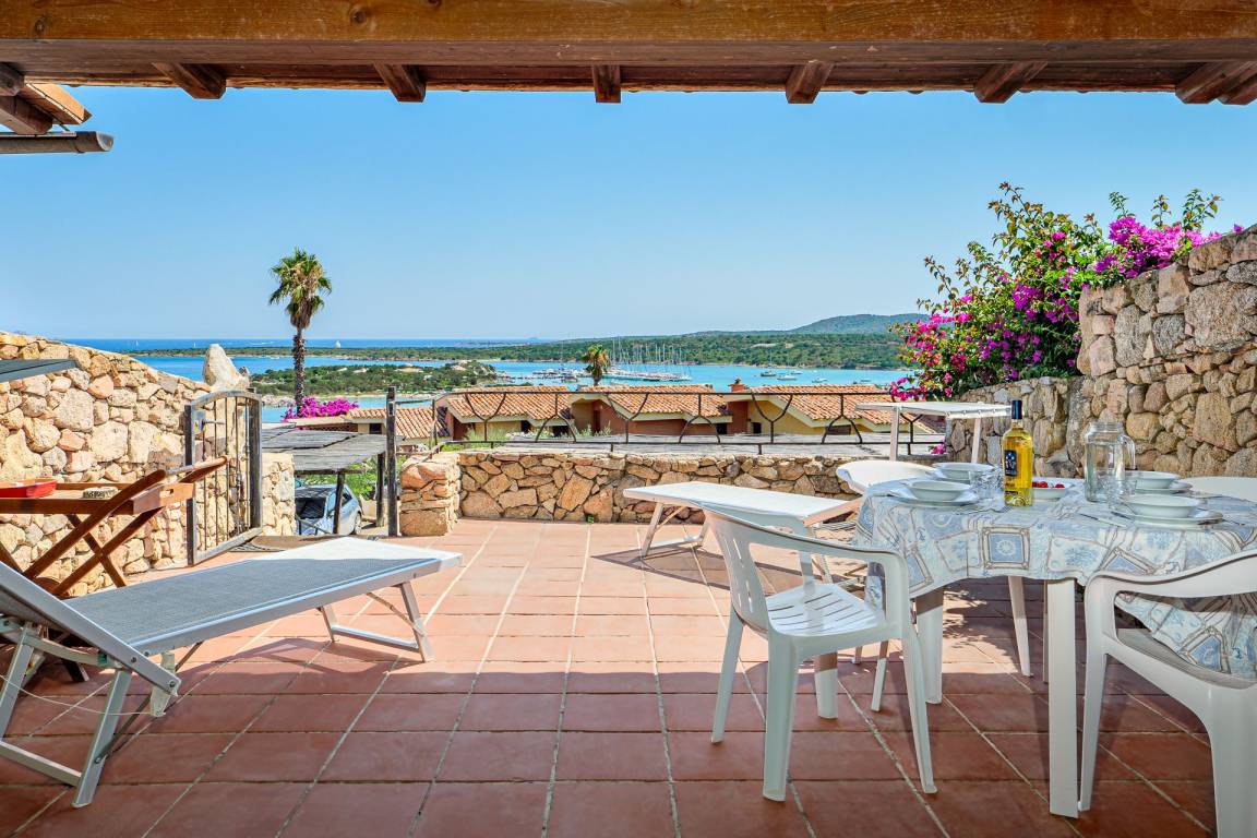 60 M² Apartment ∙ 2 Bedrooms ∙ 6 Guests - Golfo Aranci