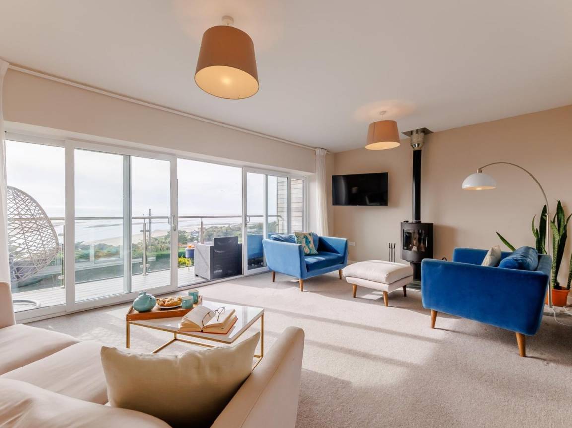 Cottage ∙ 4 Bedrooms ∙ 8 Guests - Aberdovey