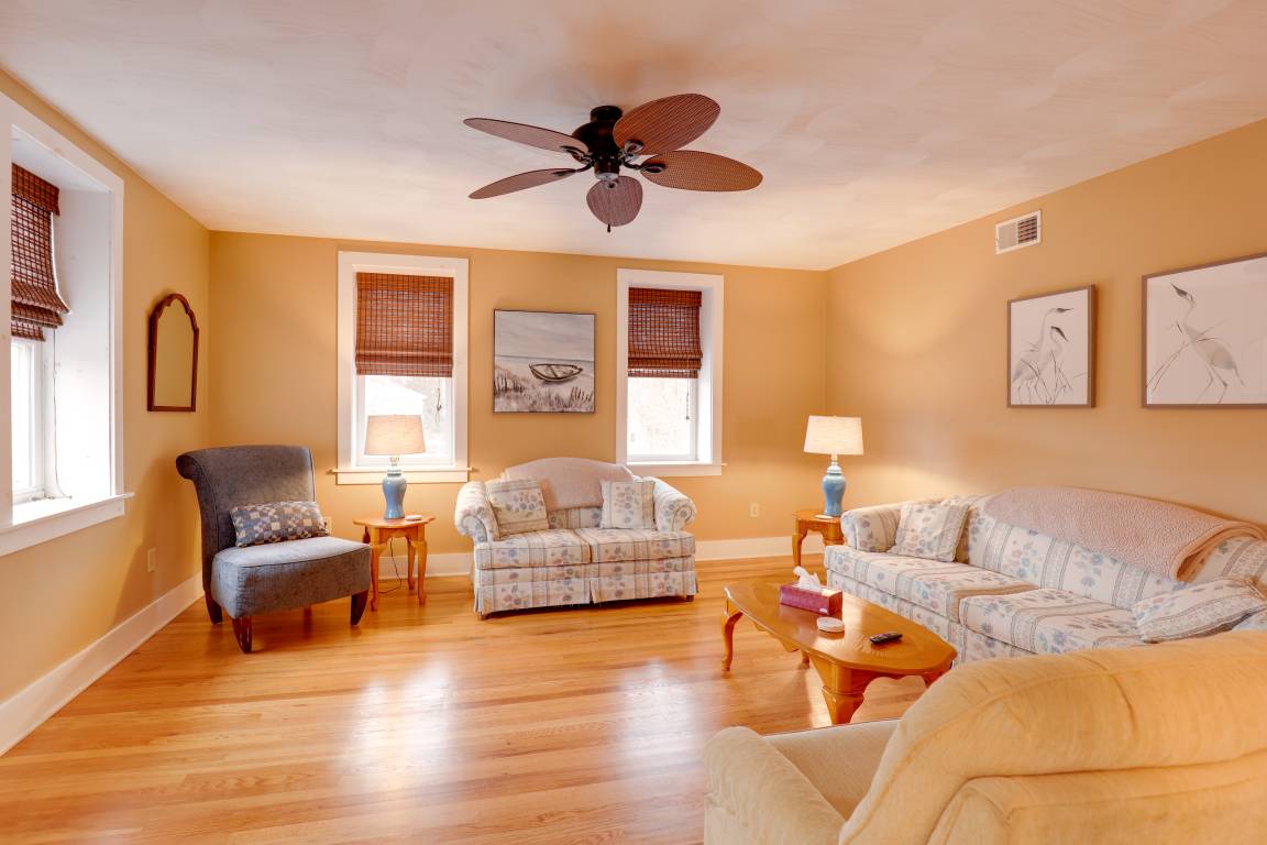 195 M² Apartment ∙ 3 Bedrooms ∙ 6 Guests - Finger Lakes, NY