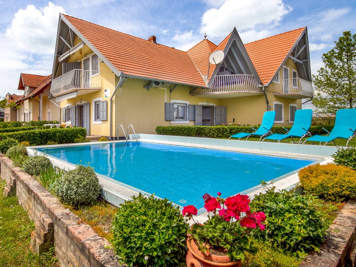 70 M² Appartement ∙ 2 Chambres ∙ 5 Personnes - Balatonfenyves