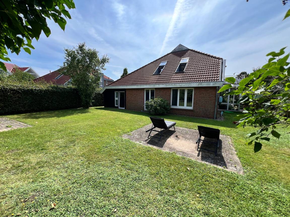 70 M² Ferienwohnung ∙ 1 Schlafzimmer ∙ 4 Gäste - Travemünde