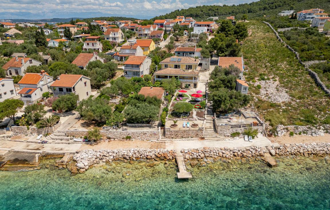 54 M² Apartment ∙ 2 Bedrooms ∙ 4 Guests - Bibinje