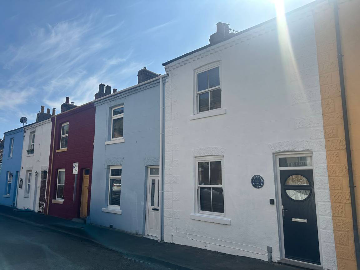 Cottage ∙ 3 Bedrooms ∙ 5 Guests - Scarborough