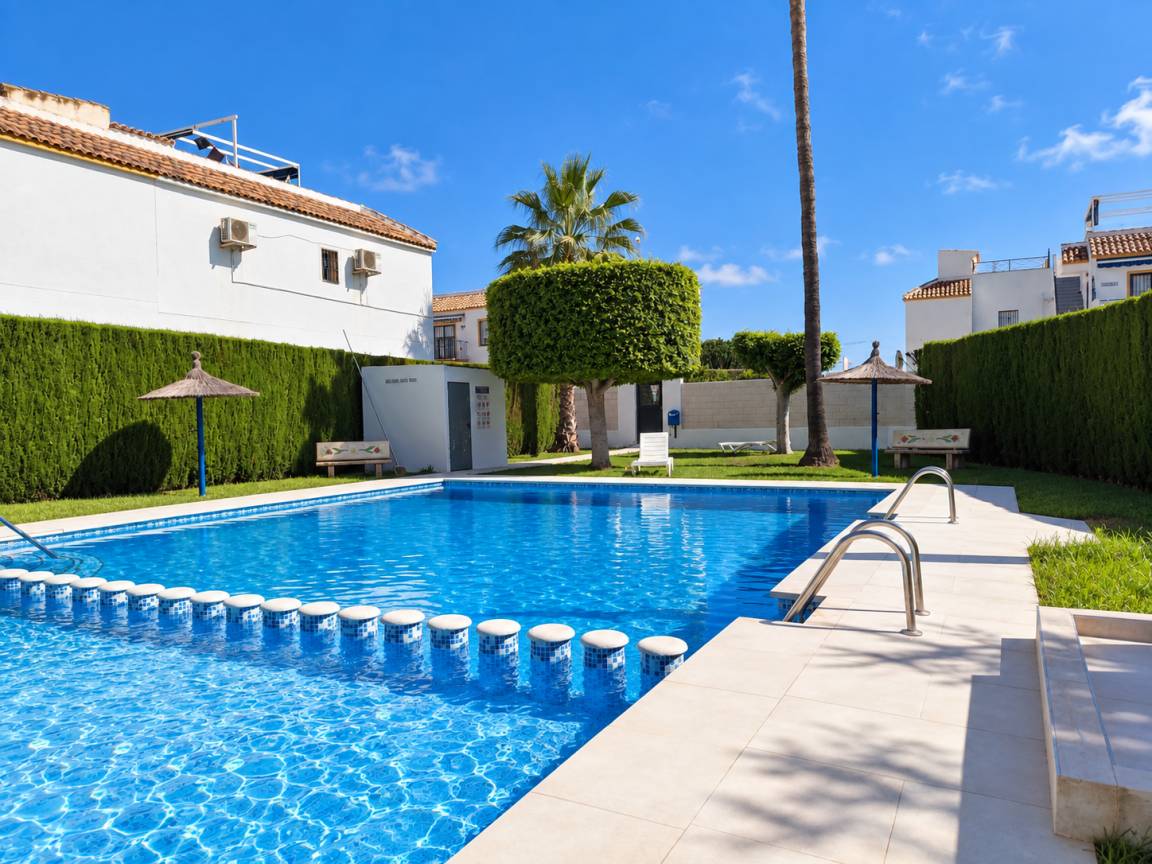 62 M² Maison De Vacances ∙ 2 Chambres ∙ 4 Personnes - Guardamar del Segura
