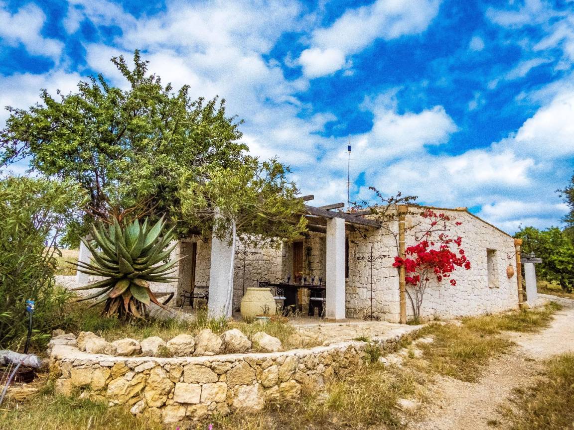 39 M² Ferienhaus ∙ 1 Schlafzimmer ∙ 4 Gäste - Noto